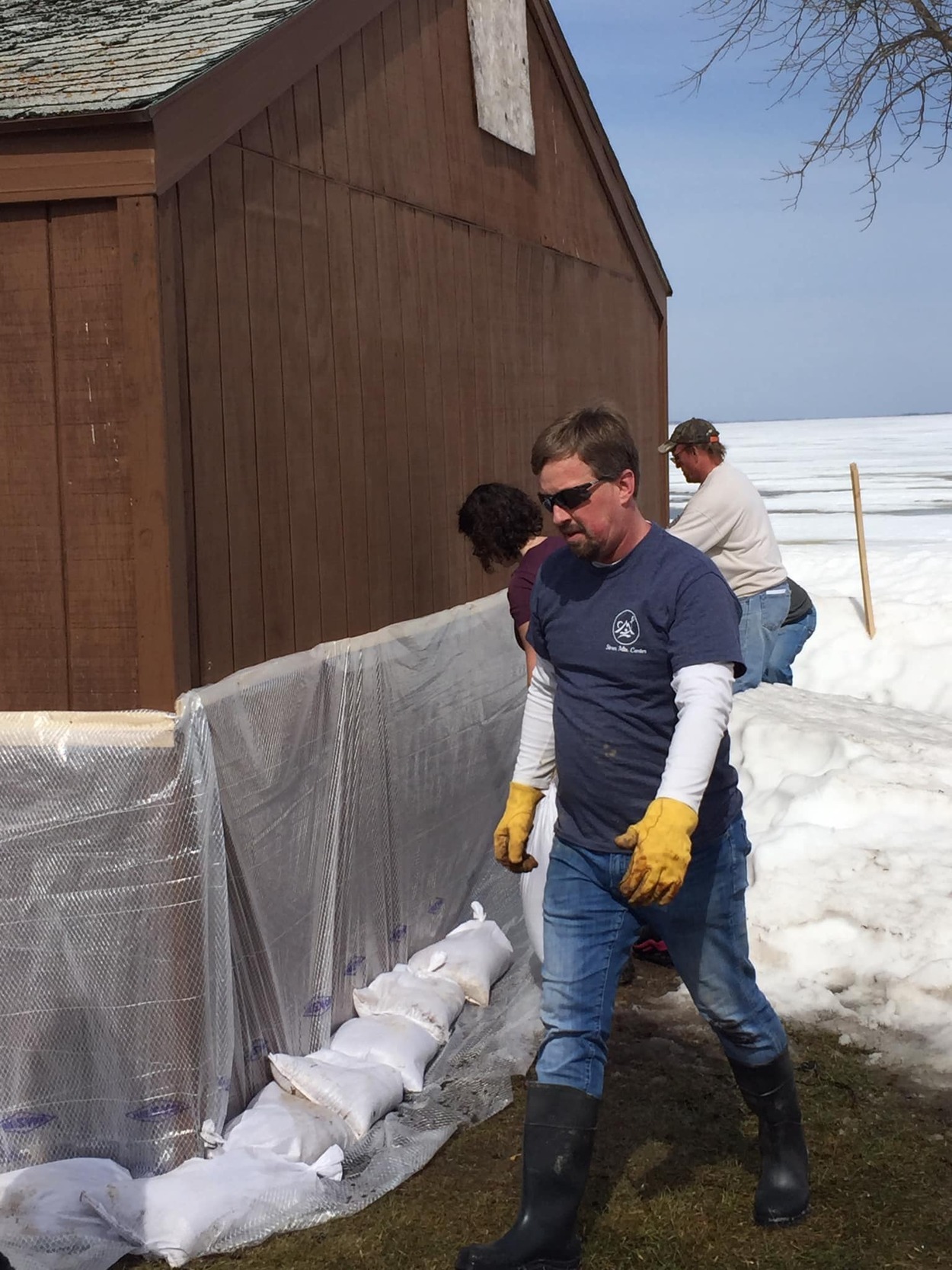 Lake Poinsett camp prepares for flooding - Dakotas Annual Conference of ...